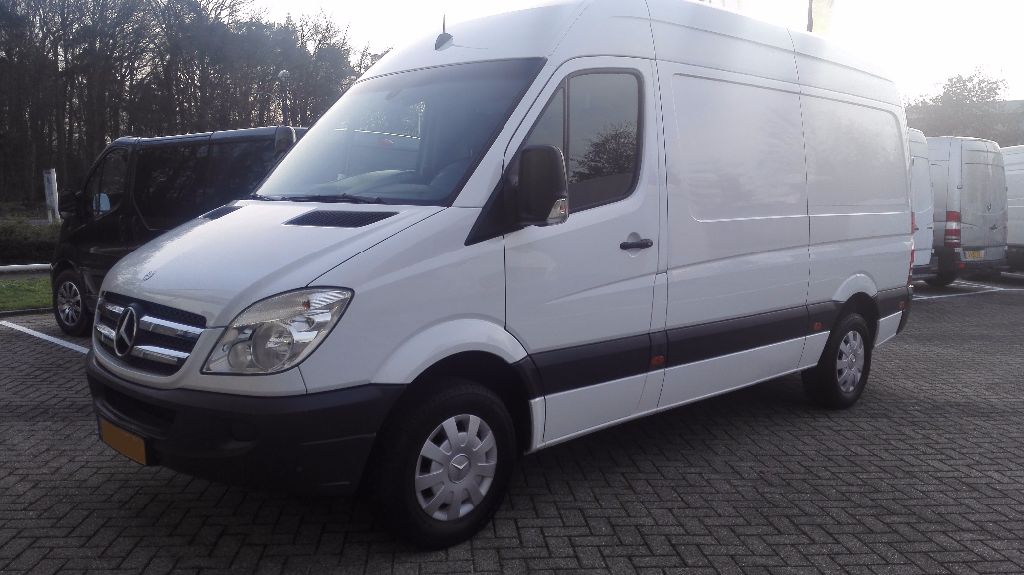 Te koop Mercedes Sprinter L2H2 2009 AUTOMAAT 150pk “full options”